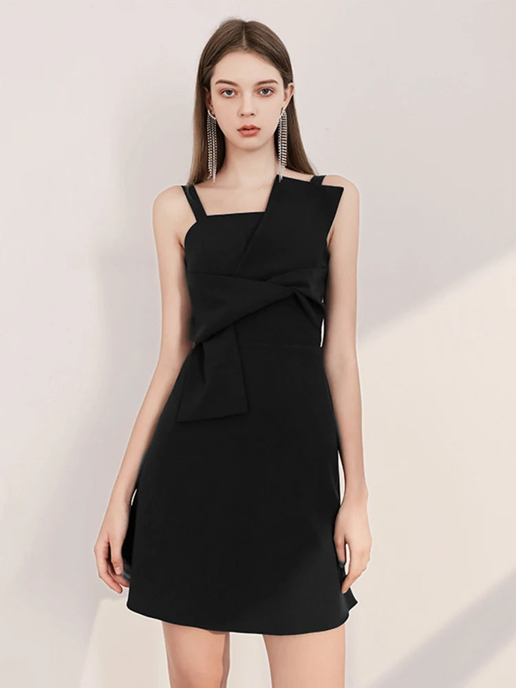 Elegant Sleeveless Black Mini Dress With Bow Detail on Luulla