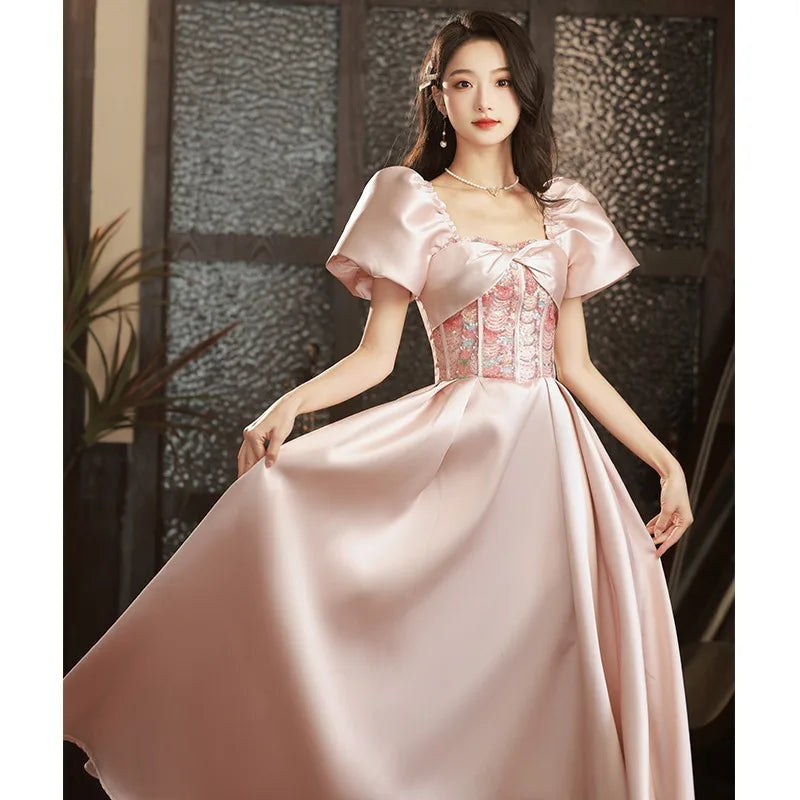 Elegant Satin Puff Sleeve Evening Gown With Lace on Luulla